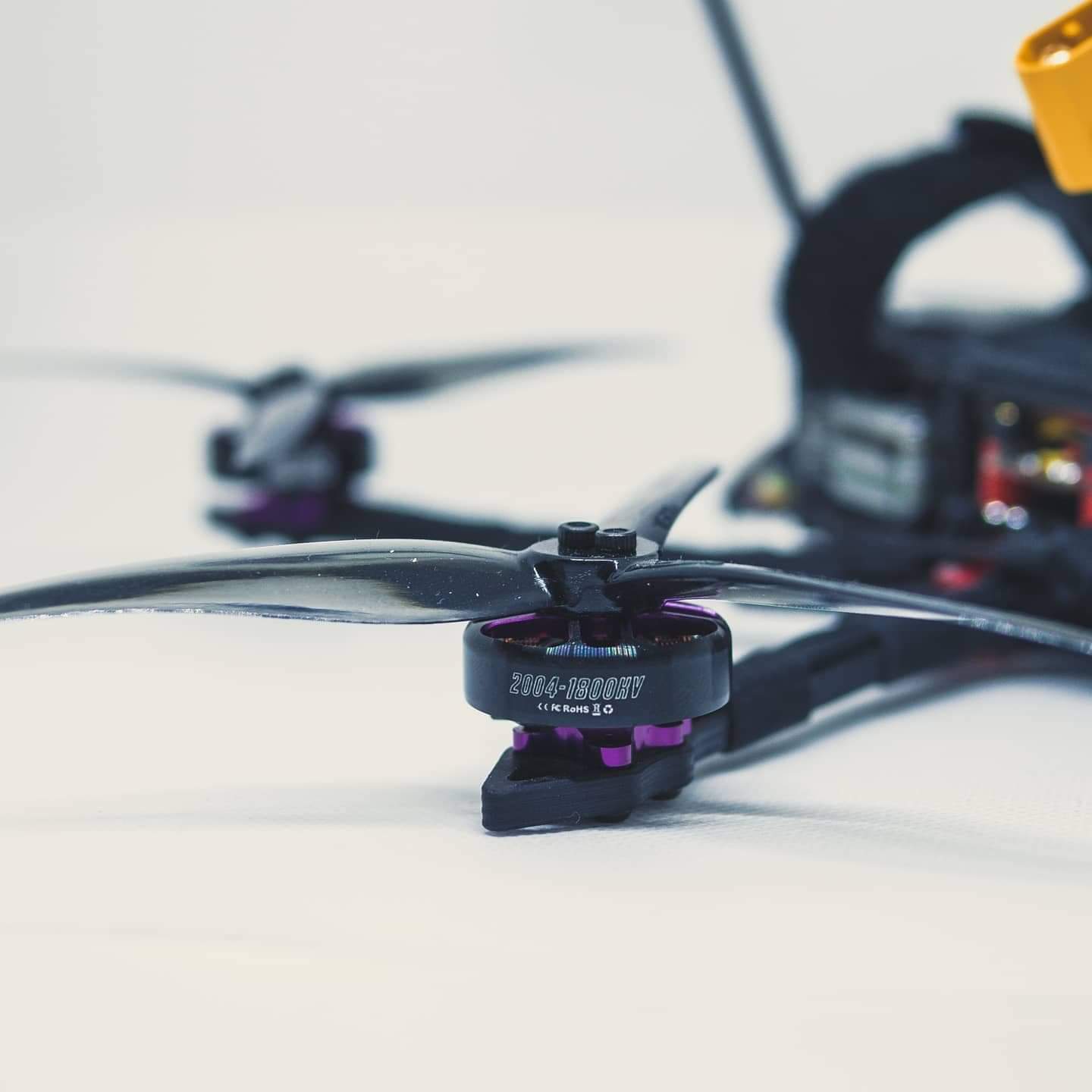 HGLRC Rekon 5 Mini LR, le 5 Pouces LR/Mid Range d'HGLRC - Culture FPV